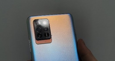 Infinix Note 10 Pro Live Images leaked - Quad Camera & 2 Colors